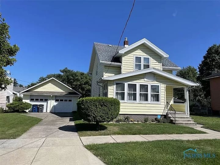 Serenity 3 Bedrooms House Intoledo - 托利多