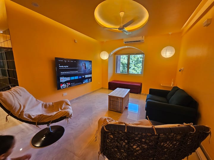 Spacious 3bhk + Tub Indiranagar - Bangalore