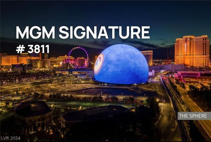 Upper Penthouse Sphere & F-1 View 38-811 - Las Vegas Harry Reid Airport (LAS)