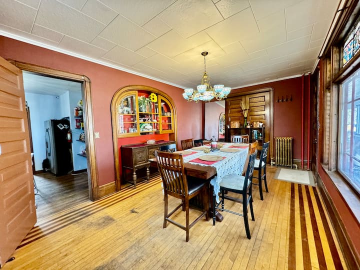 King Bedroom, Hamline University - Saint Paul, MN
