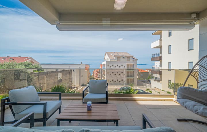 Awesome Apartment In Tucepi With Wifi - Tučepi
