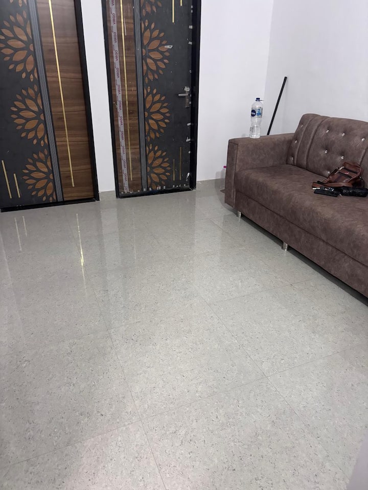 Aadya Homestay (Ac)1km To Ram Mandir - Ayodhya