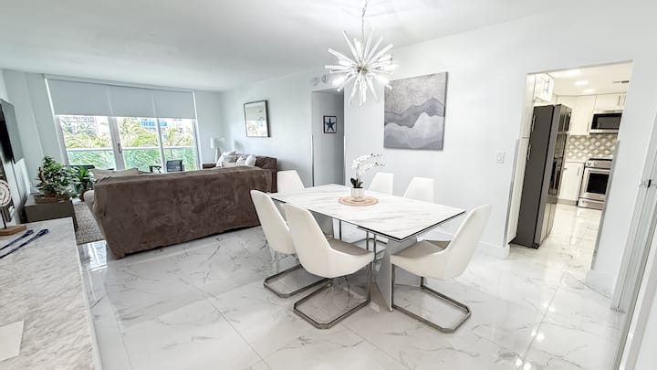The Tides, Super Updated Condo! - Hollywood, FL