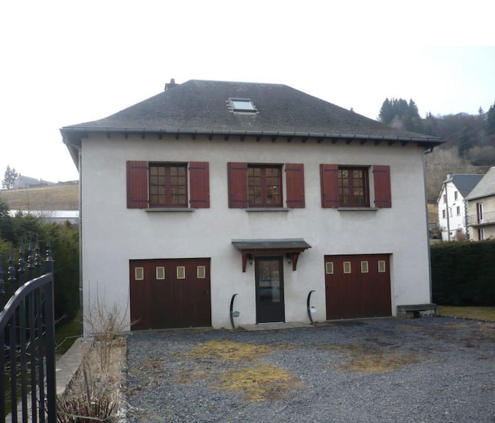 Maison Besse Et Saint-anastaise - Besse-et-Saint-Anastaise