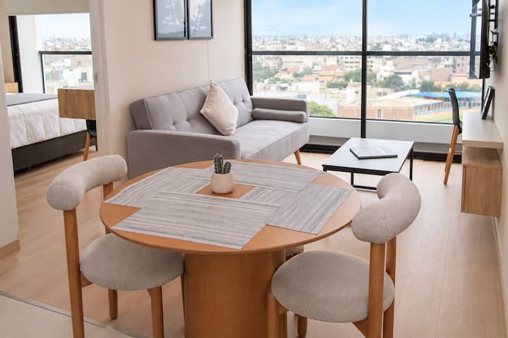Apt W/ City Views  Barranco  Roost_llama - Lima