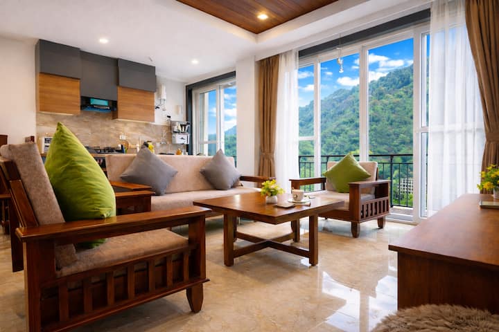 Hop Stay Shimla - Luxury 2bhk - Scenic Valley View - Shimla