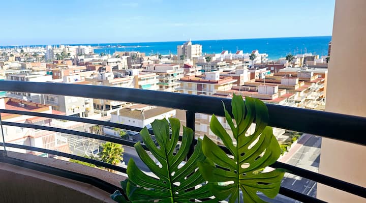 Apartment With A Sea View! Pool And Parking! - Santa Pola