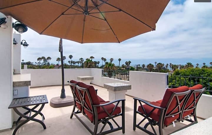 Ocean Beach Sunset Haven - San Diego, CA