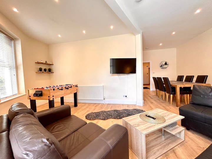 Large Stylish Apartment Flat Sleeps 6 Park View - Bristol