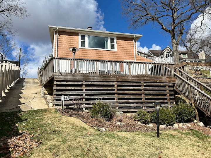 All-sport Lake Cottage - Constantine, MI