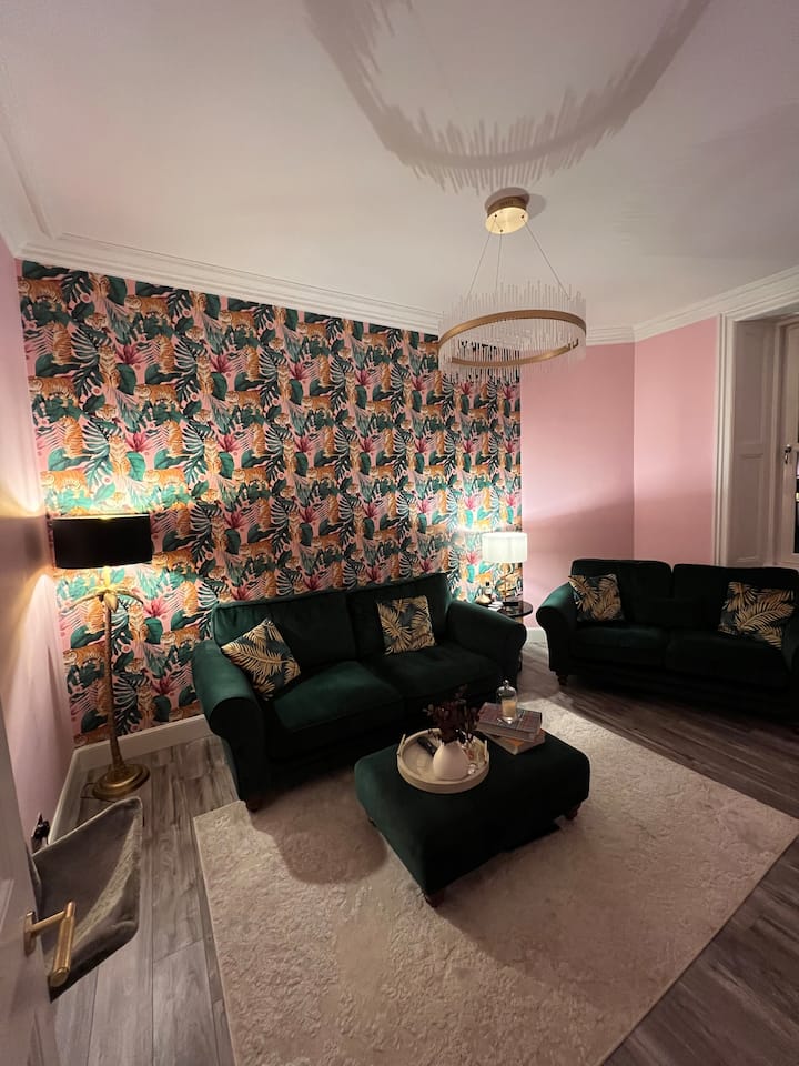 Luxurious Apartment In Leith - Edinburgh