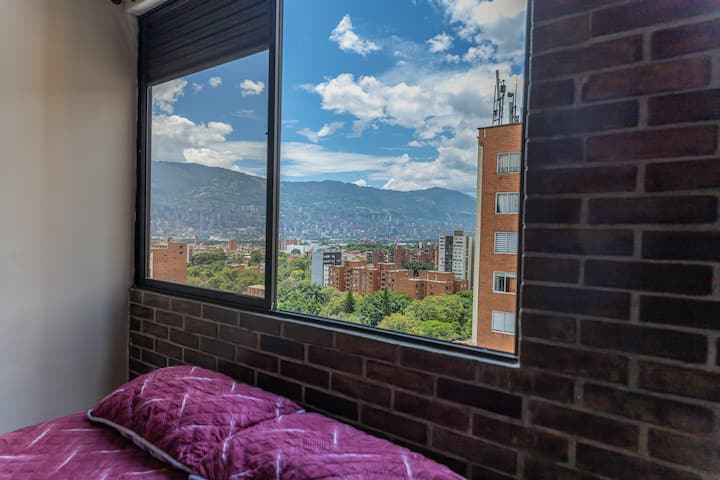 Confortable Apartaestudio - Medellín