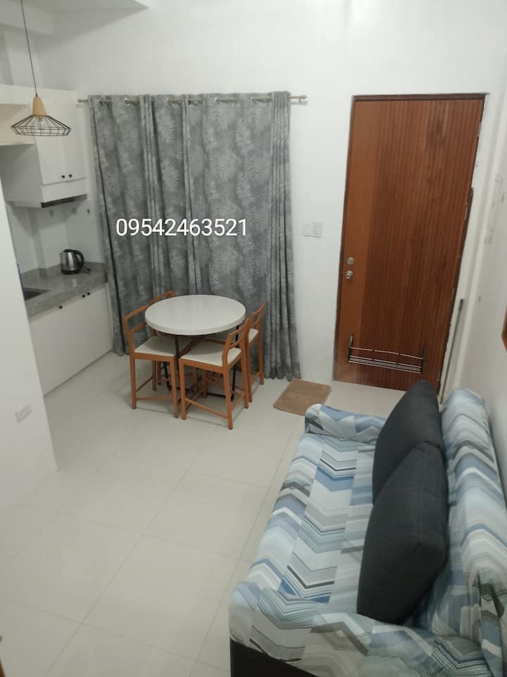 Three Sisters Apartment - Ac - Batangas