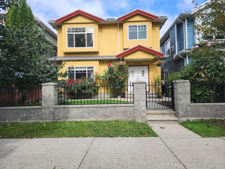 “Perfect Getaway: Welcome Home!” - Burnaby