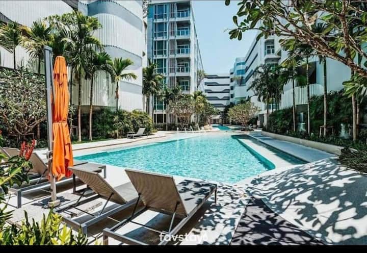 5/3 The Base Downtown By Ploy - Phuket