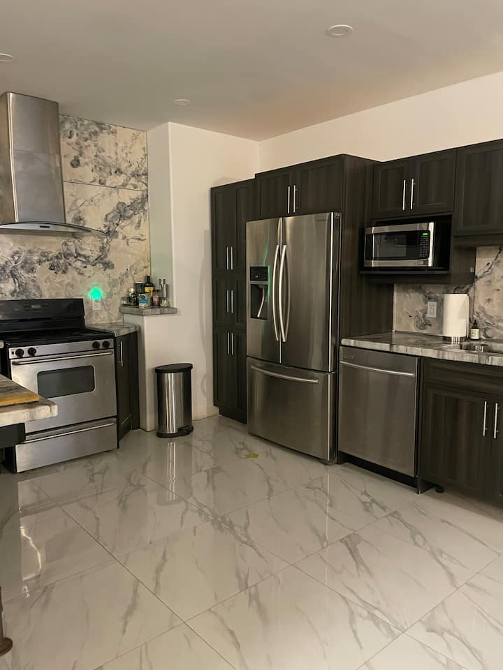 Barrie 705 Lux By Hornestates*5 Min Dt!*
Beach*bbq - Barrie