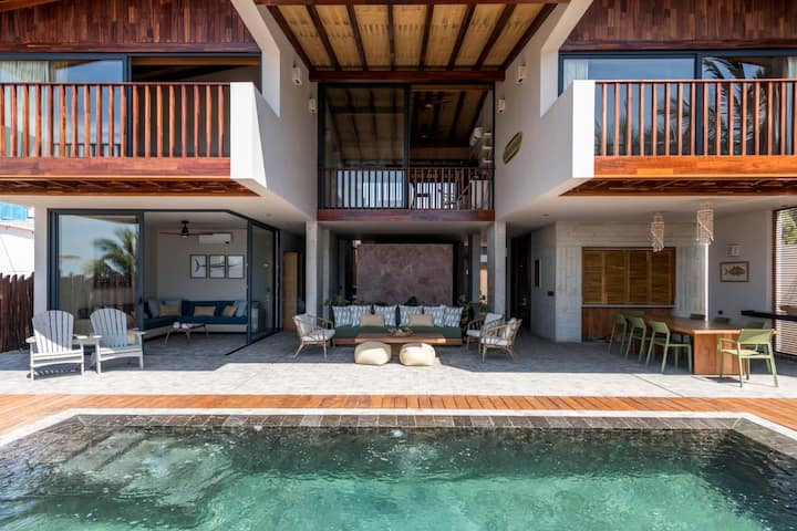 Punta Sal Luxury Beachfront Villa: Casa Palo Santo - ペルー