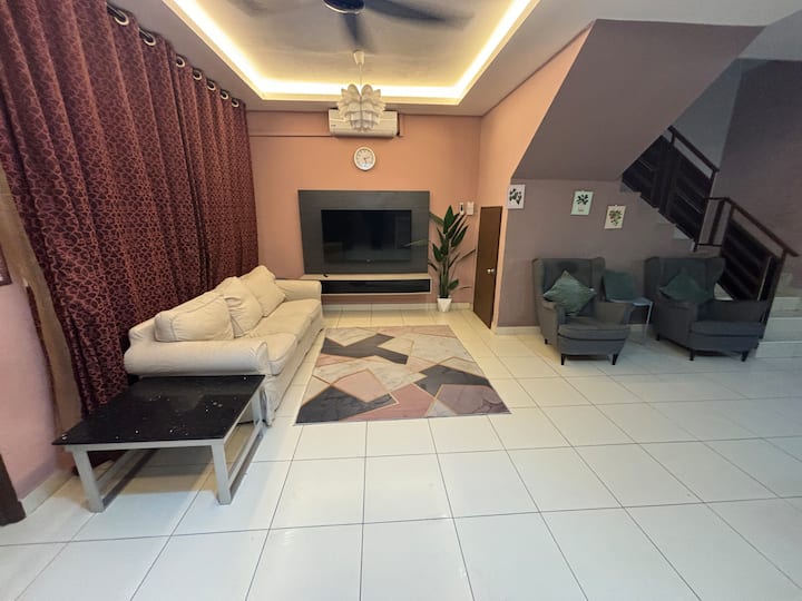 Homestay Imaan - Senai