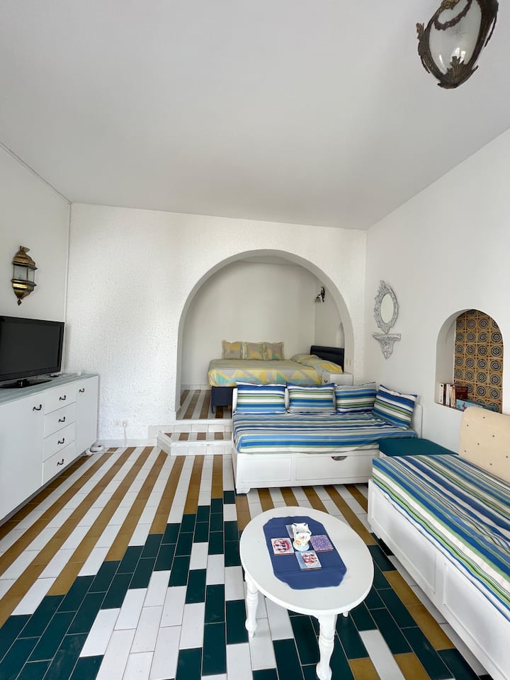Cozy Seaside Studio - Tunisie