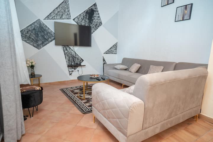 Chambre Salon Cuisine Douche - Conakry