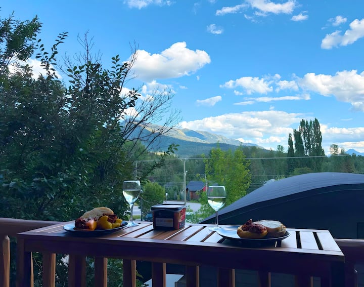 Relaxing 3-bedroom Retreat & Mountain Views - Fernie