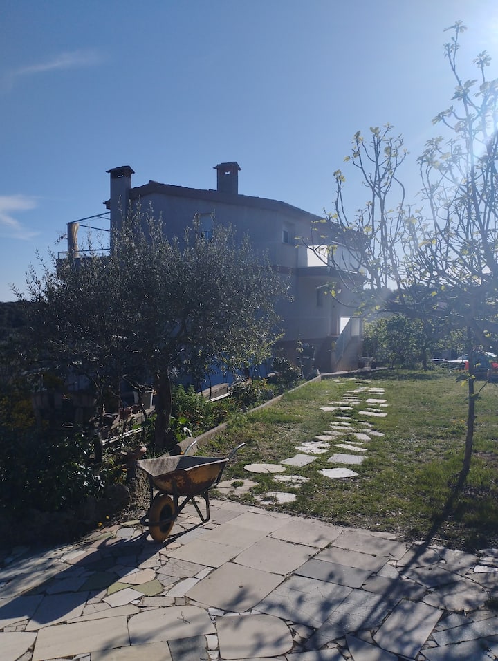 Apartamento En Casa En Montaña - Seva