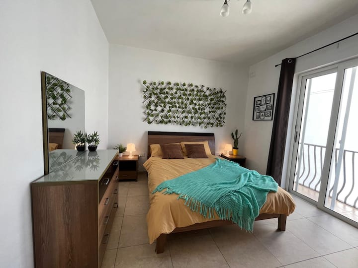 Cozy 1 Bed Flat In Balluta Bay - Malta