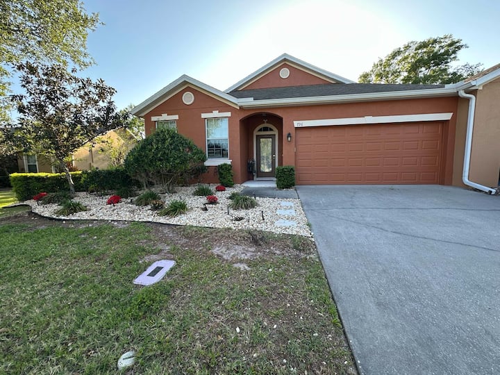 Home Away From Home - Mount Dora, FL