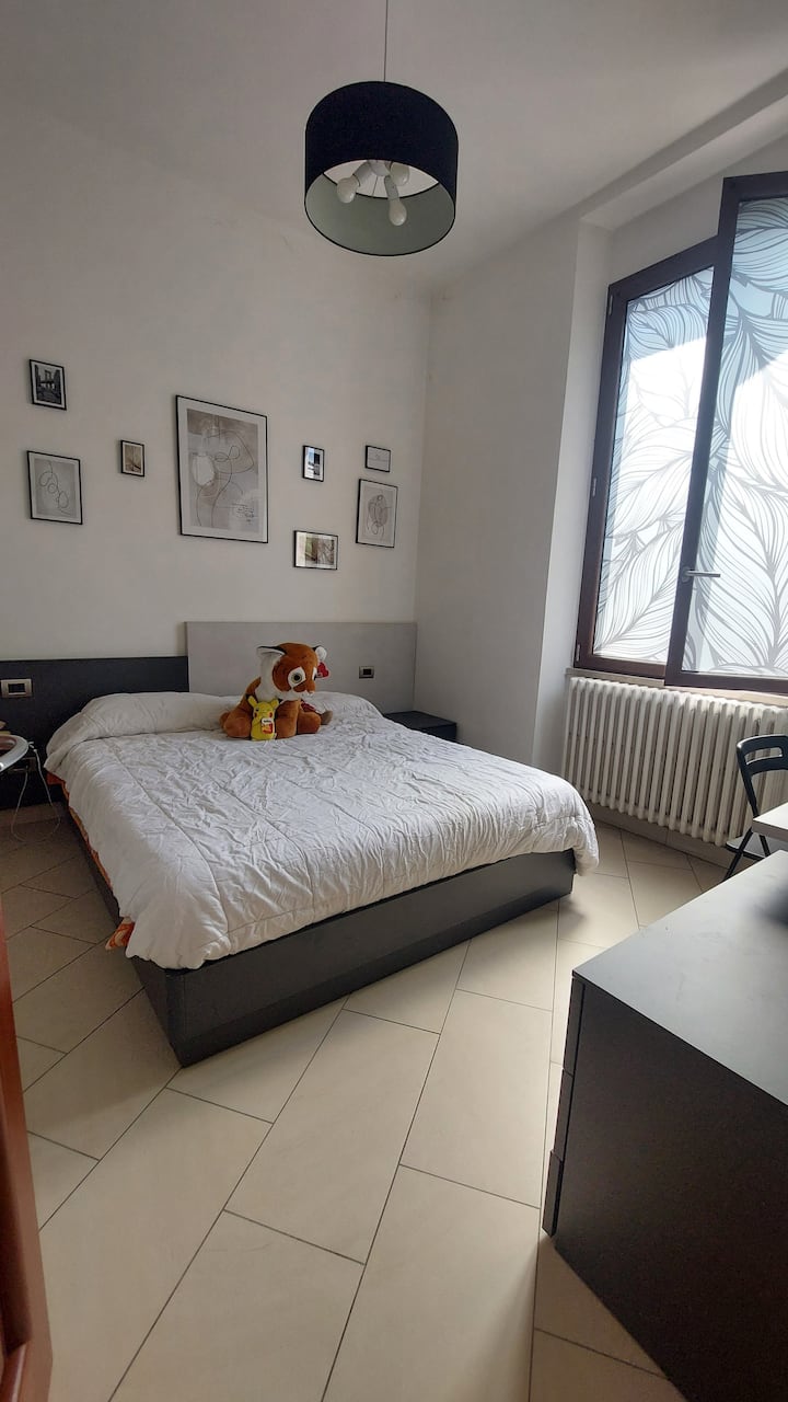 Stanza Condivisa In Villetta - Limbiate