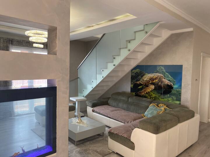 Henri’s Apartament - Albania