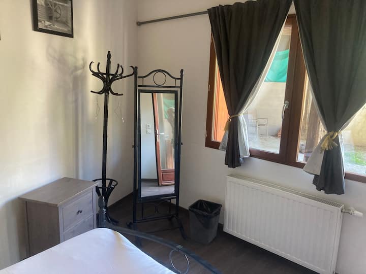 Chambre 2 - Meximieux