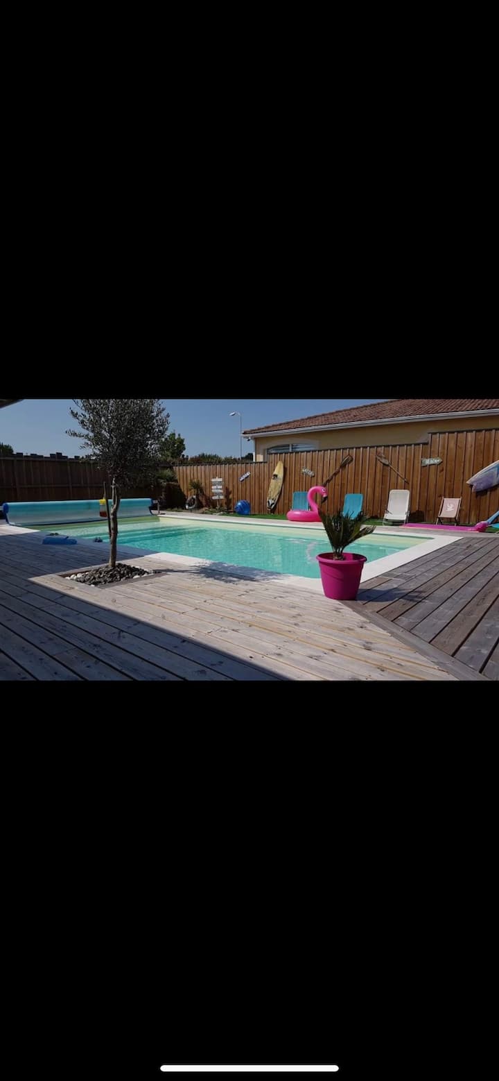 Maison Avec Piscine Chauffée Et Jacuzzi - Carcans