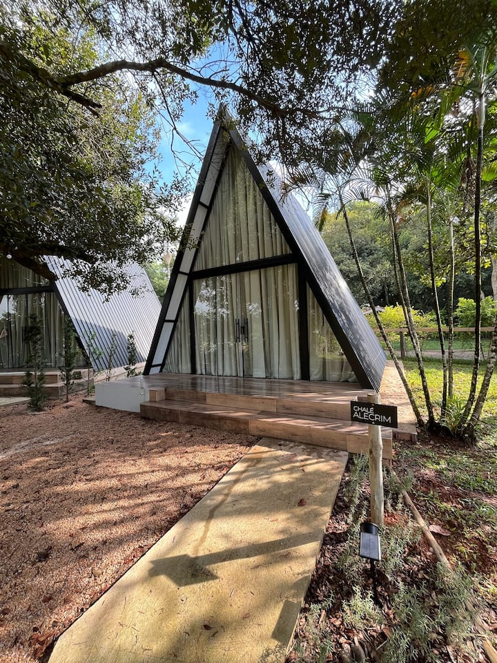 Vila Das Flores: Chalé Alecrim - Holambra