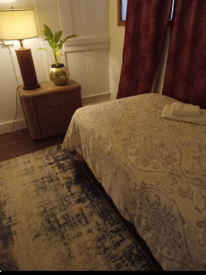 Cozy And Convenient - Hilo, HI