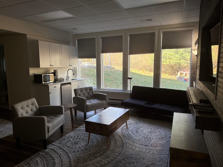 Cozy Studio Walkable To Virginia Tech - Blacksburg, VA