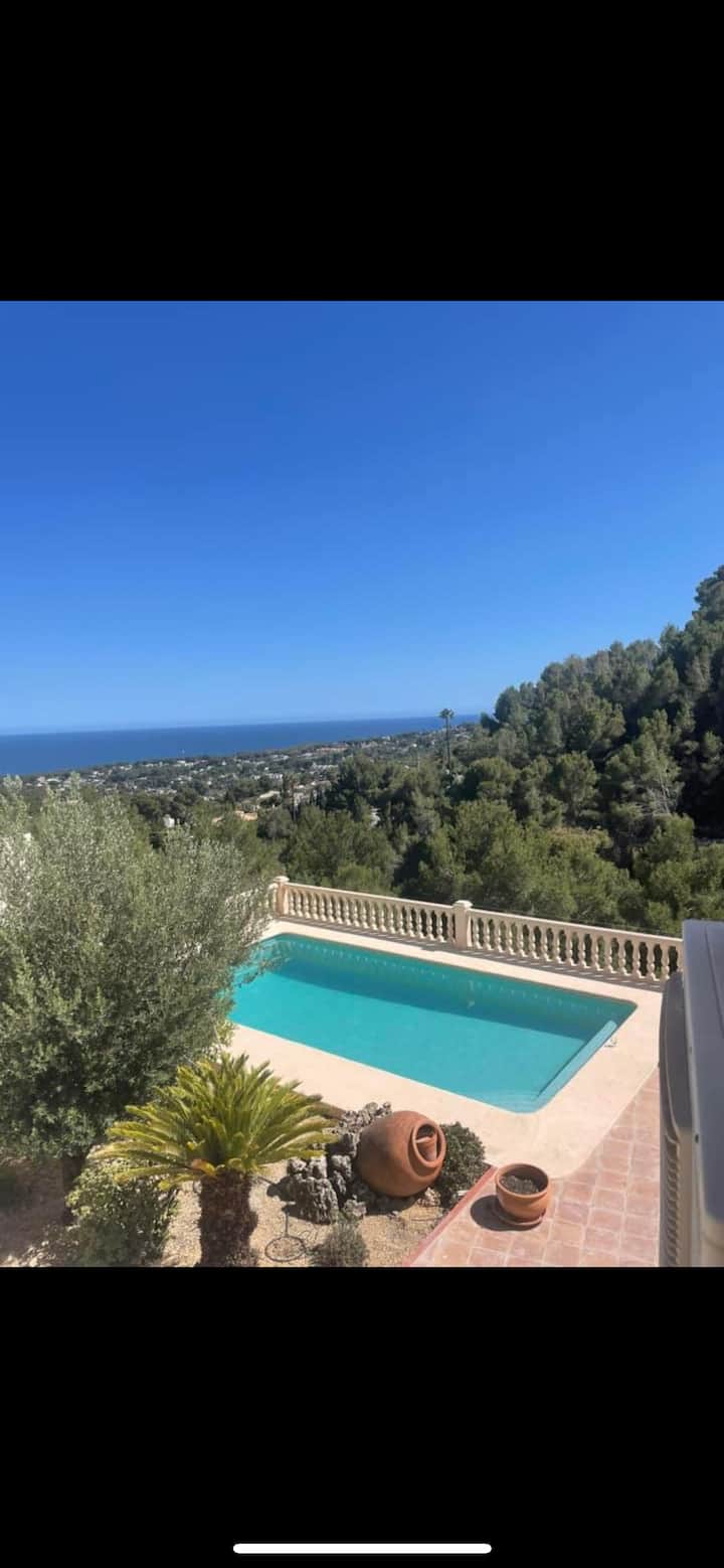 Great Value Moraira Apartment With Sea View Pool - Moraira