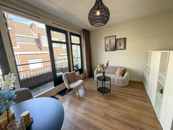 Comfortable & Cozy City Apt. + Balcony - Delft