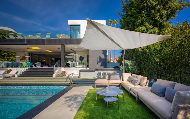 Luxurious & Sophisticated Villa. - Santa Monica, CA