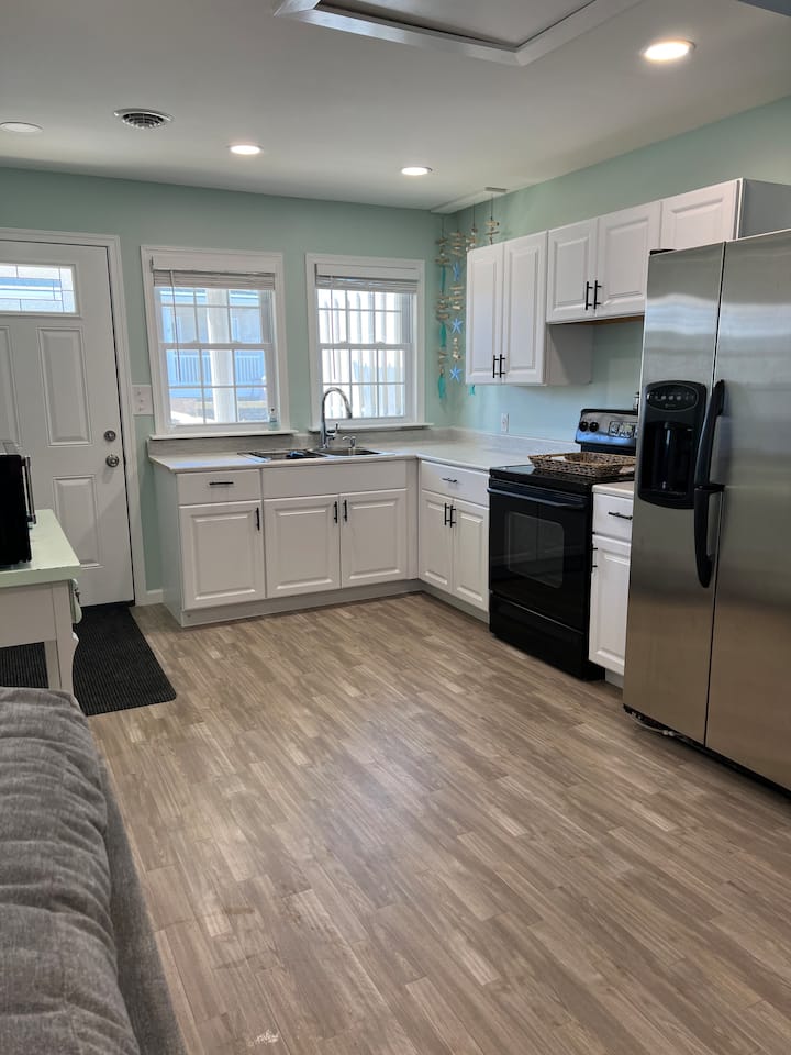 The Tarryn Elizabeth Unit A - Tangier