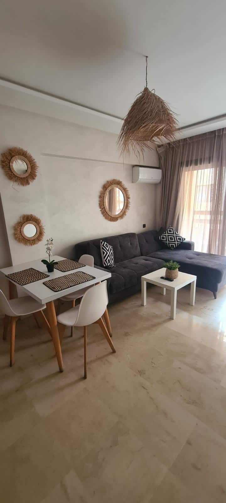 Magnifique Appartement 30 Face La Gare De Train - Marrakesh