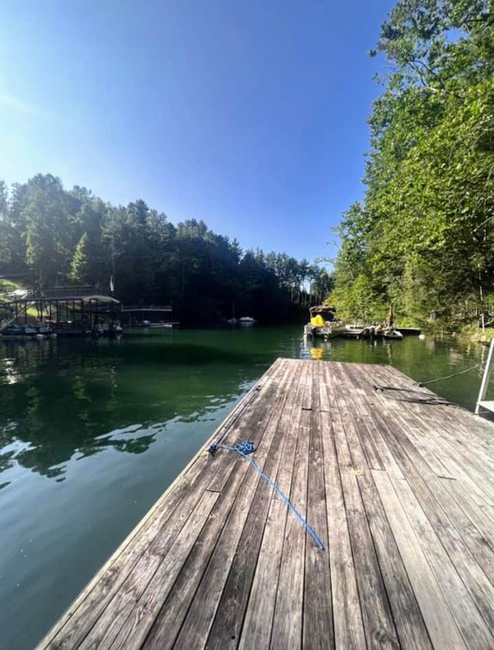 Watauga Lake Hideaway #1 - Wilbur Lake, TN