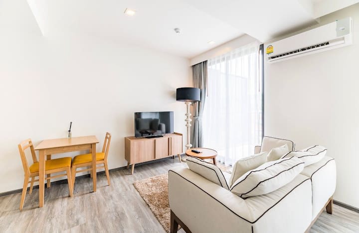 Patong Pool View Apartment - Patong Beach