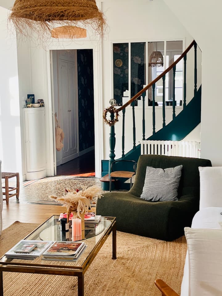 Charmante Maison Avec Jardin – Cœur De La Rochelle - La Rochelle