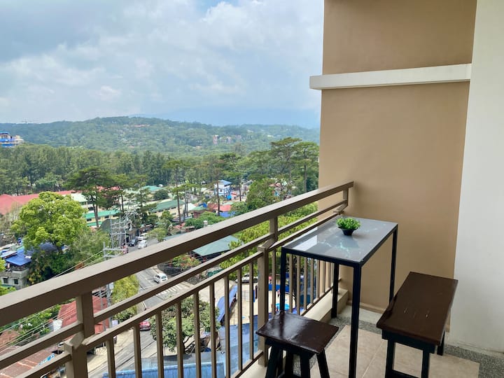 2br Condo Transient With Balcony & Parking- Baguio - Baguio