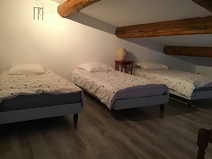 Les Micocouliers - Oraison