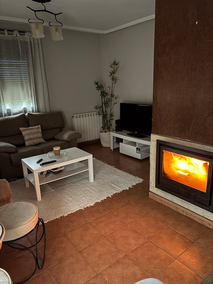 El Acebo Con Piscina

Vut -47/3593 - Tudela de Duero