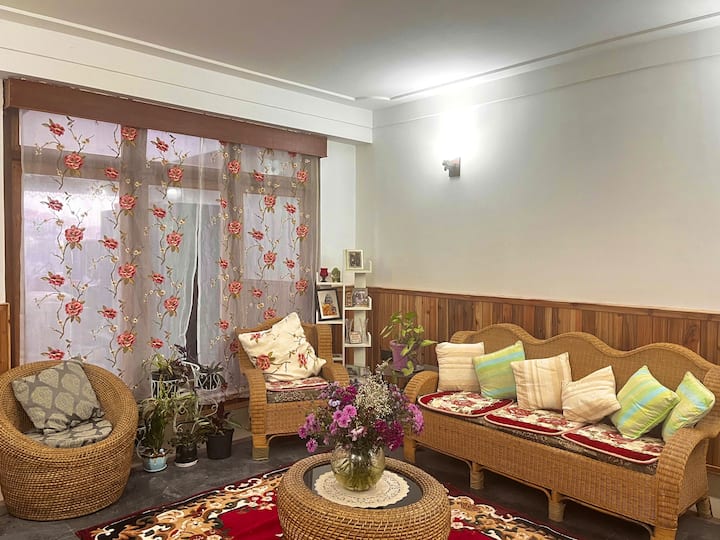 Andrew’s Homestay
Centrally Located, 1 Km To Mg - Gangtok