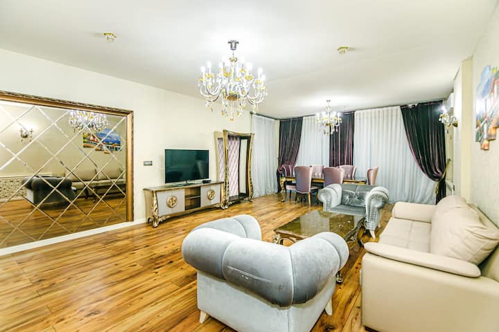 Apartment Near Boulevard Marriott - Bakú