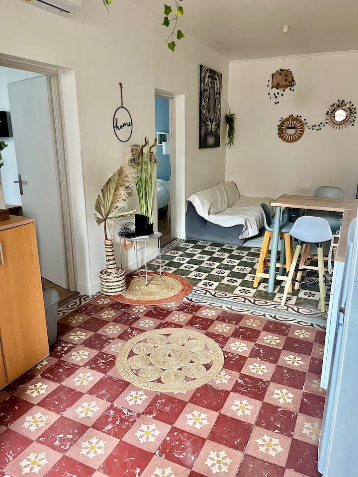 Charmant Appartement - Nîmes