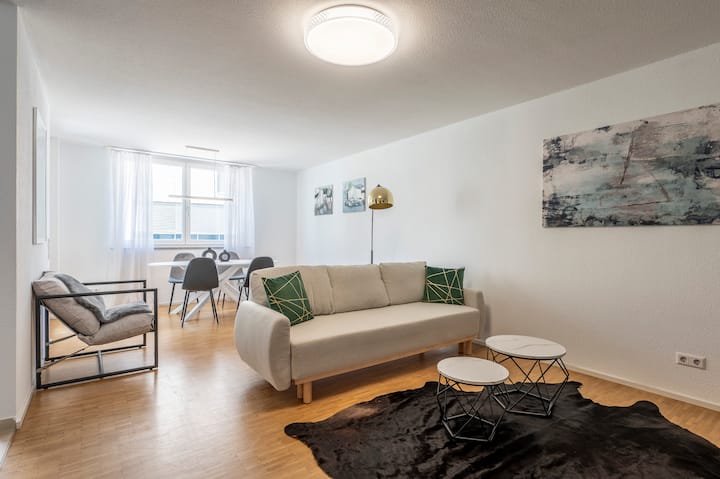 Exquis 2br Artistic Apt. Louis I Parking I Balcon - Böblingen